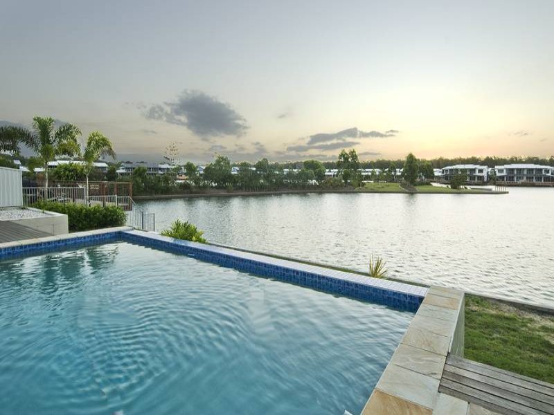 17 Manacor Place, Coombabah, QLD 4216 - realestate.com.au