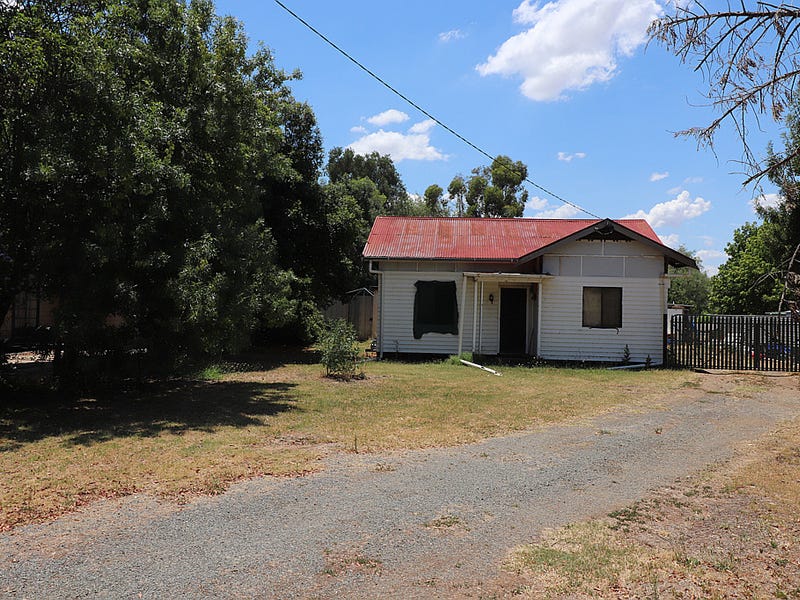 11 Pearce Street, Merrigum, Vic 3618 - Property Details