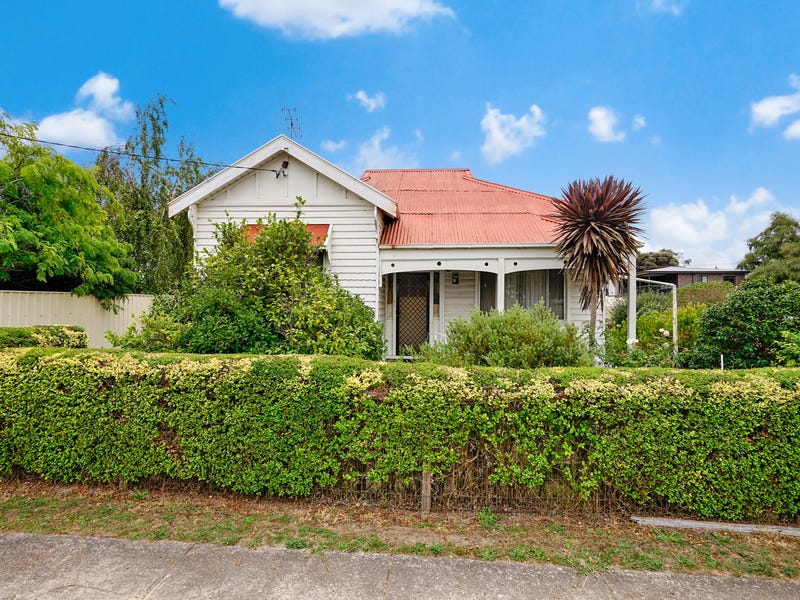 37 Barkly Street, Ararat, Vic 3377 - Property Details