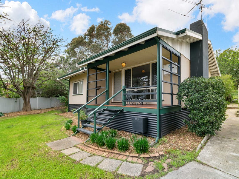 8 Balga Place, Koongamia, WA 6056 - Property Details