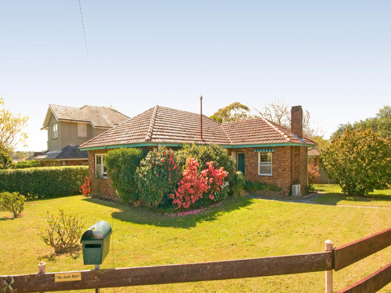 8 Fromelles Avenue, Seaforth, NSW 2092 - Property Details