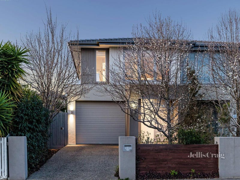 9a Small Road, Bentleigh, Vic 3204 - Property Details