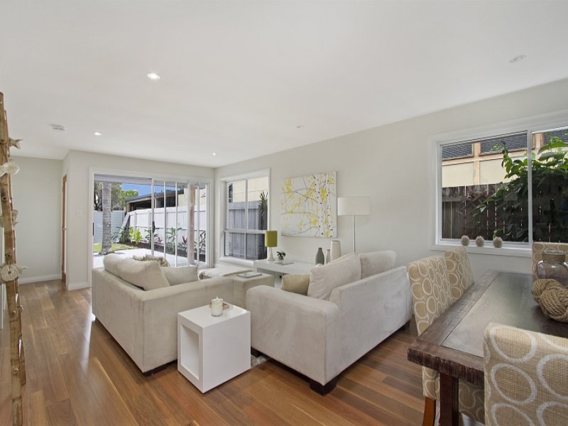 148 Sunshine Pde, Miami, Qld 4220 - Property Details