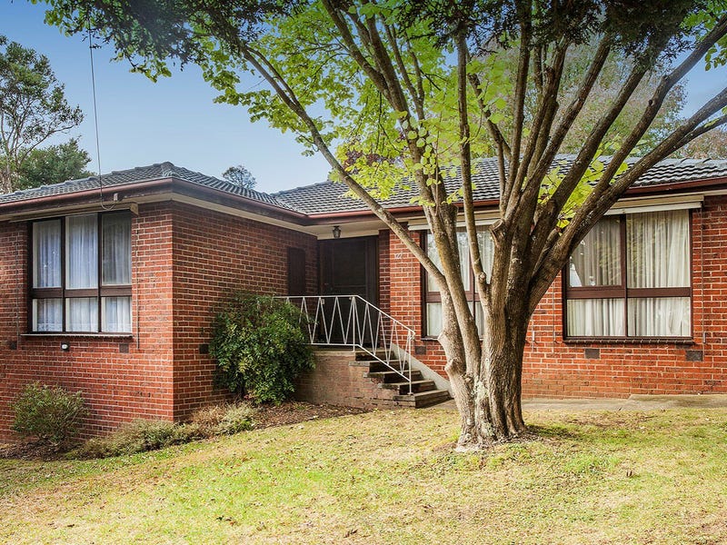 122 Manchester Road, Mooroolbark, Vic 3138 - Property Details