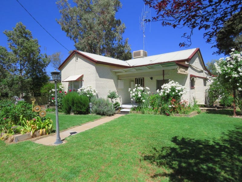 27 Church Street, Manangatang, Vic 3546 - Property Details