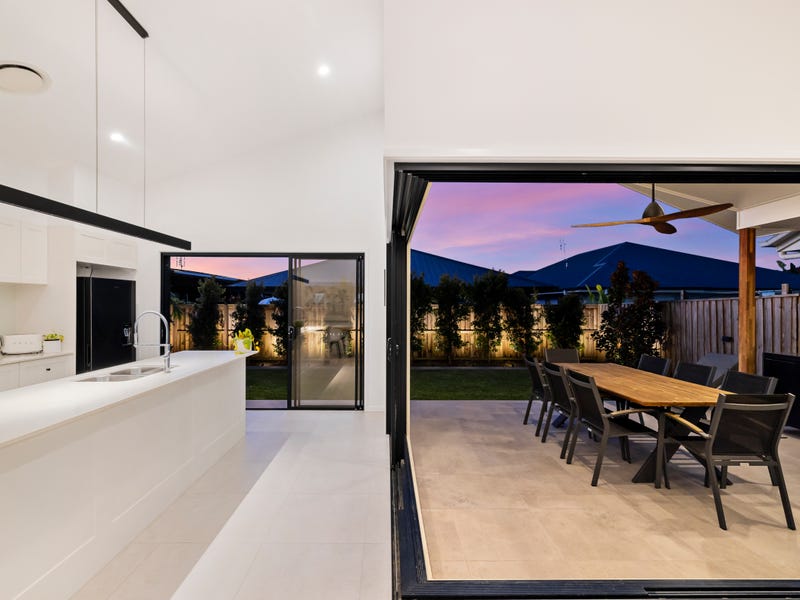 6 Blythe Street, Palmview, Qld 4553 - Property Details