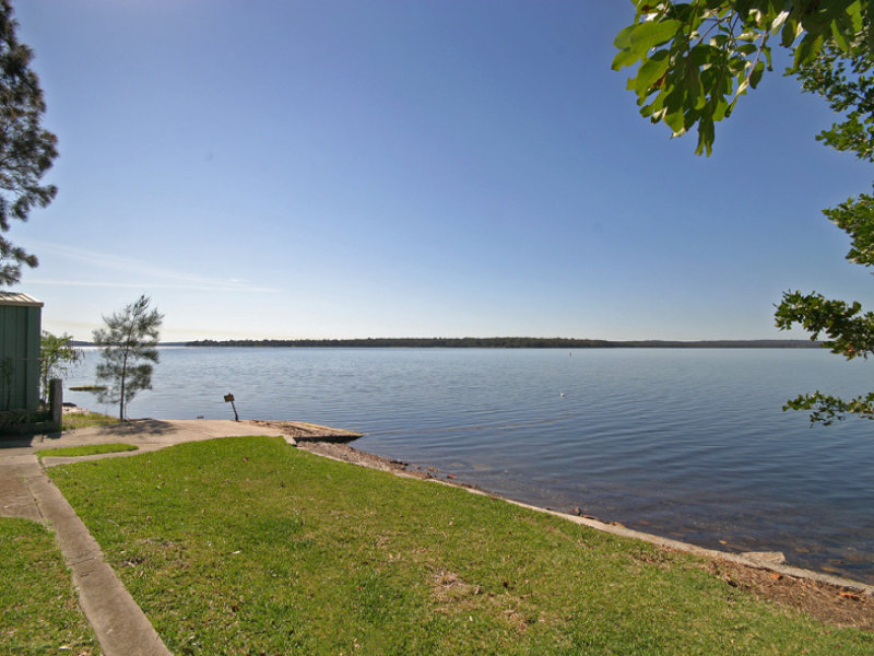 8 Montrose Street, Mannering Park, NSW 2259 - realestate.com.au