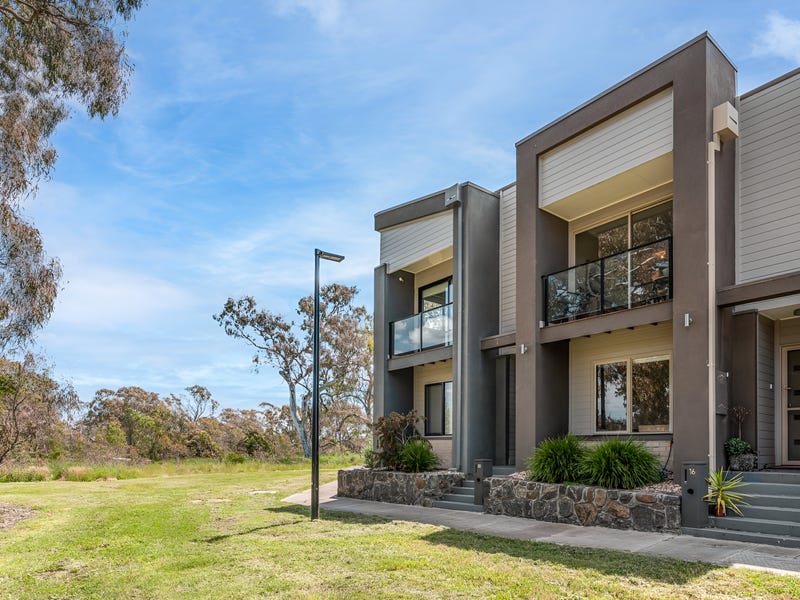 16 Kenyte Walk, Doreen, VIC 3754 - realestate.com.au