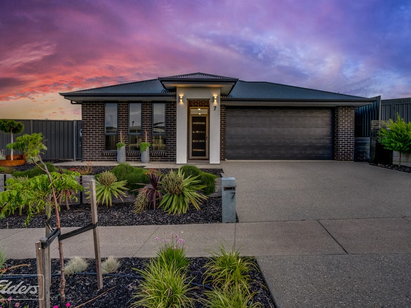 7 Peppermint Drive, Hayborough, SA 5211 - Property Details