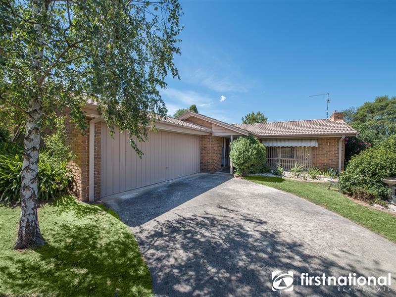 13 Jessica Mews, Berwick, VIC 3806 - realestate.com.au