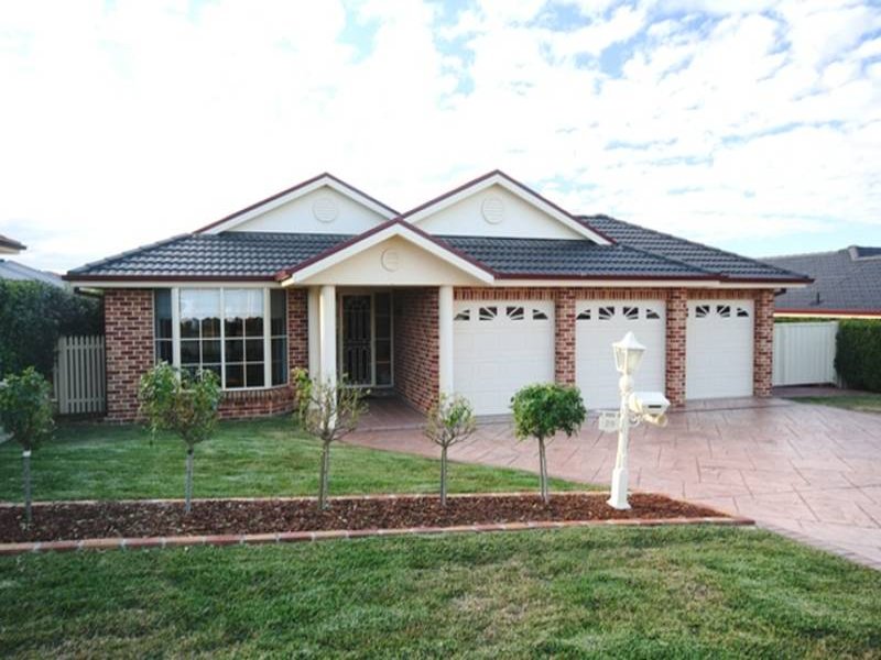 Property 106651850, Aberglasslyn, NSW 2320 - Property Details
