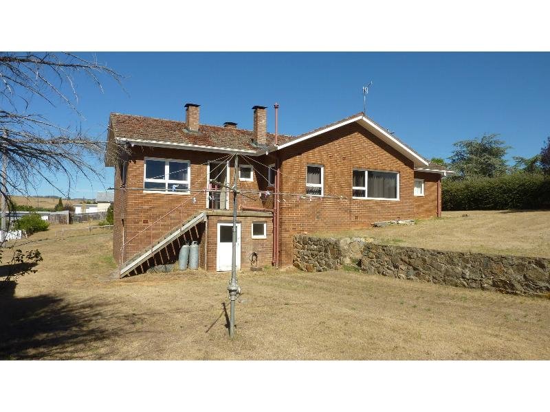 5 Cosgrove Street, Adaminaby, NSW 2629 - Property Details