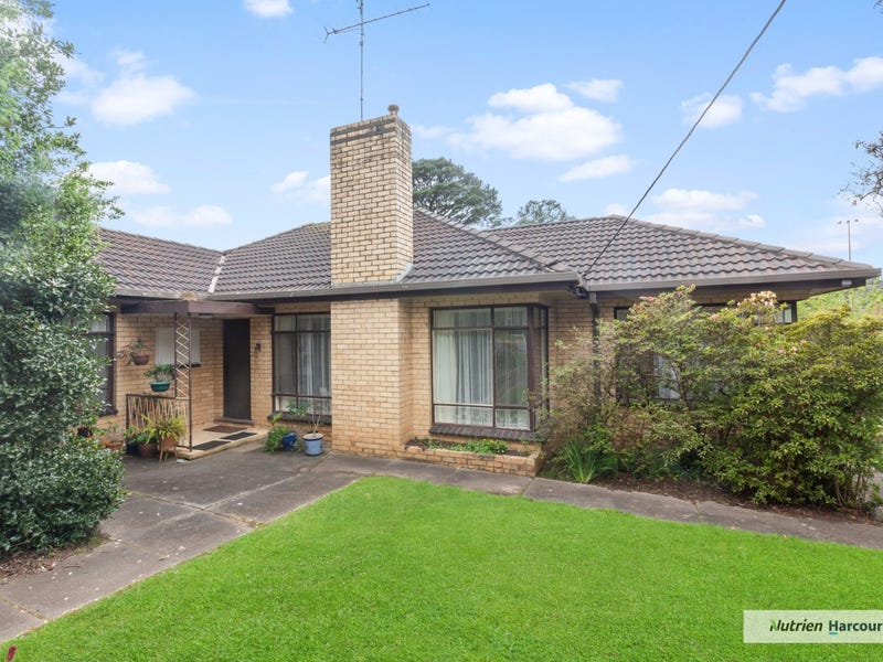 34 Wandong Avenue, Wandong, Vic 3758 - Property Details