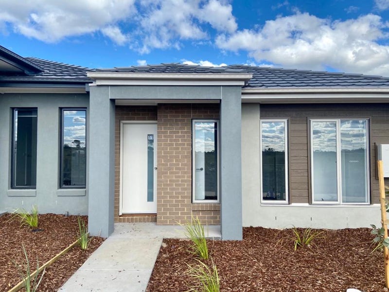 11 Zesty Walk, Manor Lakes, VIC 3024 - realestate.com.au