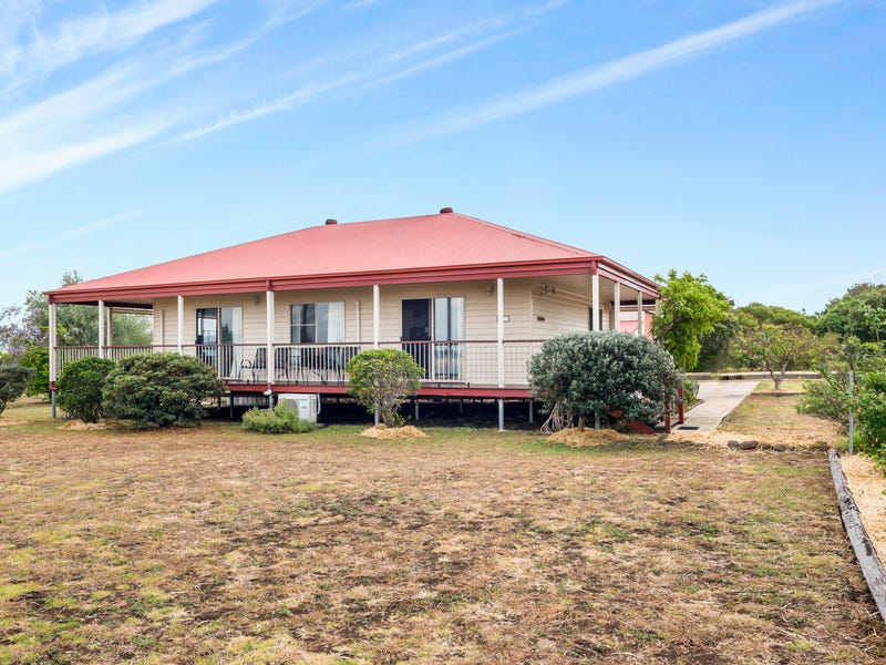 4 Felton Clifton Road, Nobby, Qld 4360 - Property Details