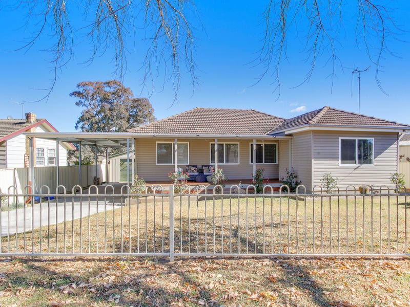 36 Renshaw Street, Goulburn, NSW 2580 - Property Details