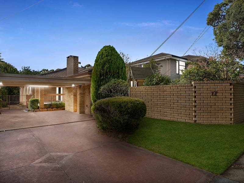 17 Bunker Cres, Glen Waverley, VIC 3150 - realestate.com.au