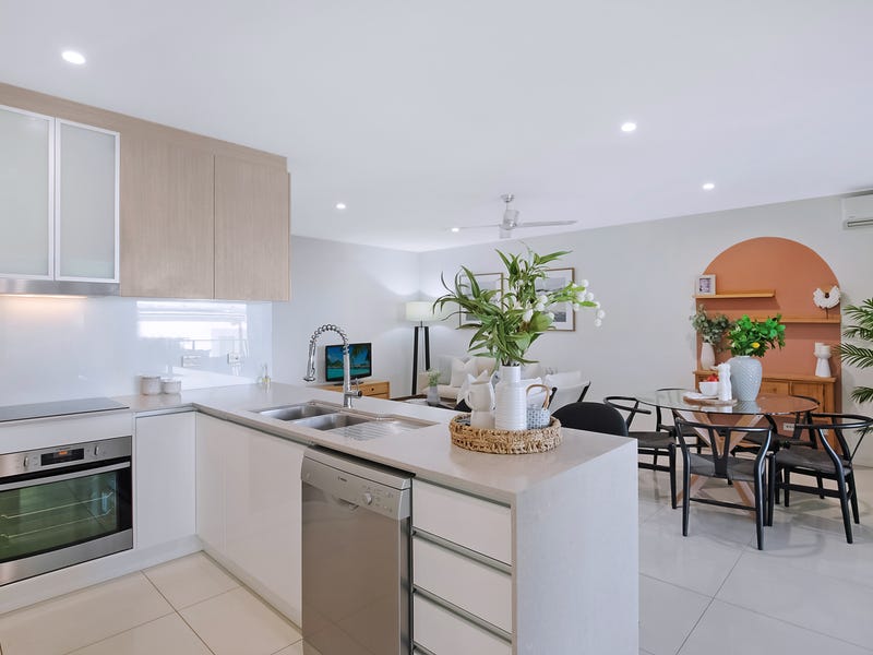 14/53 Pembroke Street, Carina, Qld 4152 - Property Details