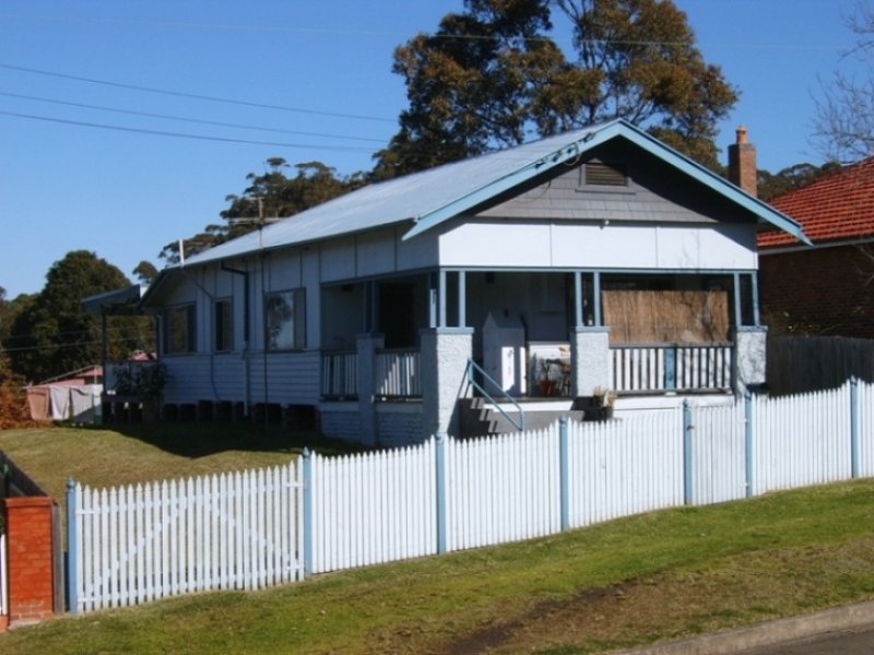 24 Lachlan Street, Thirroul, NSW 2515 - Property Details