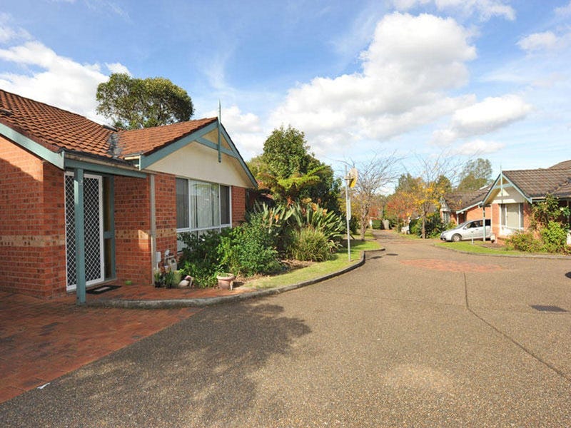 4/12 Adelphi Road, Marsfield, NSW 2122 - Property Details