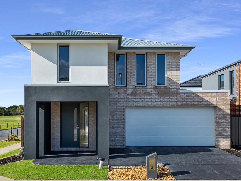 10 Bishopgate Street, Clyde North, VIC 3978 - realestate.com.au