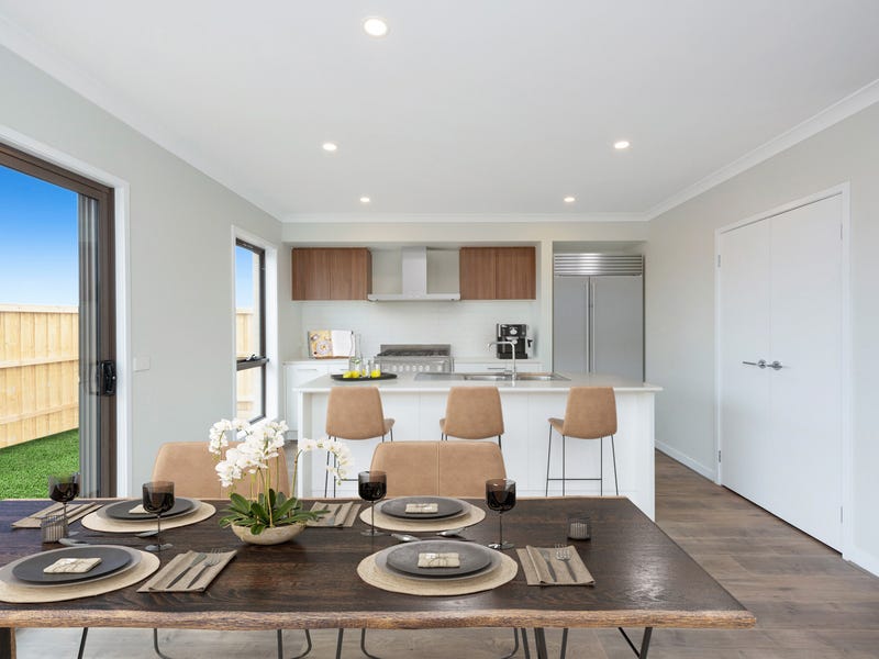 44 Heart Loop, Clyde North, VIC 3978 - realestate.com.au