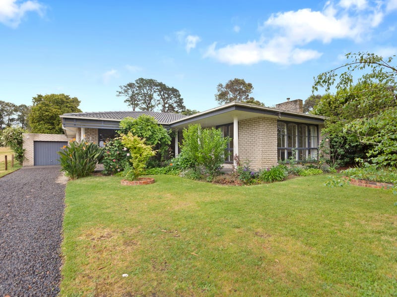 50 The Trossachs, Frankston, Vic 3199 - Property Details