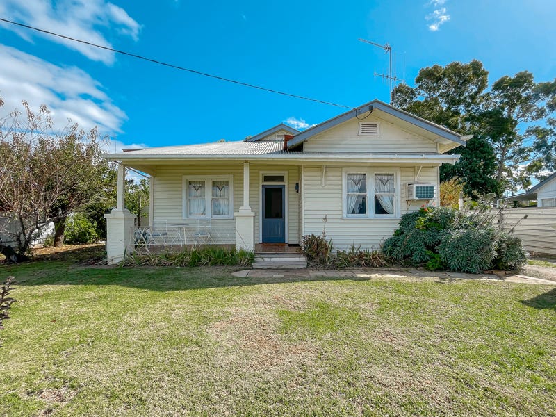 39 Holloway Street, Boort, Vic 3537 - Property Details