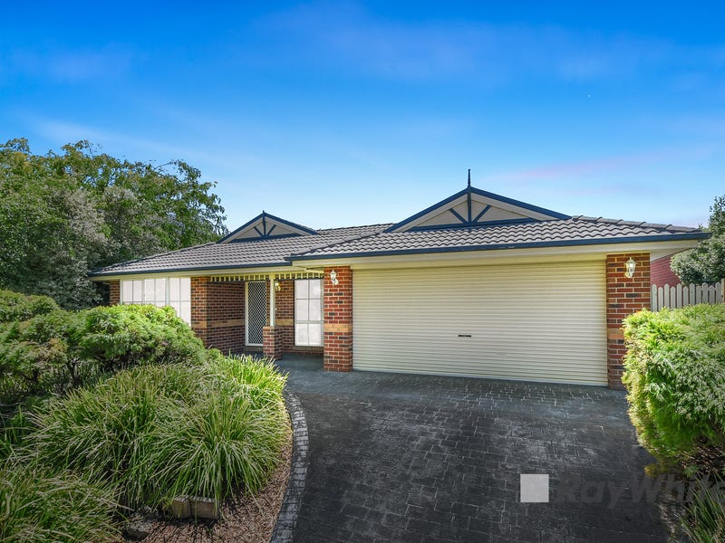 16 Ganaway Drive, Berwick, Vic 3806 - Property Details
