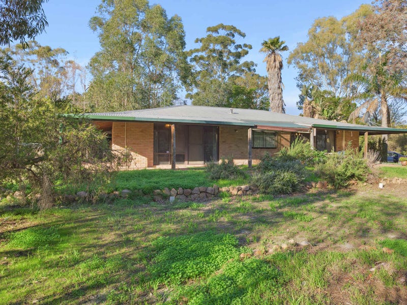 9 Pitt Road, Martin, WA 6110 - Property Details