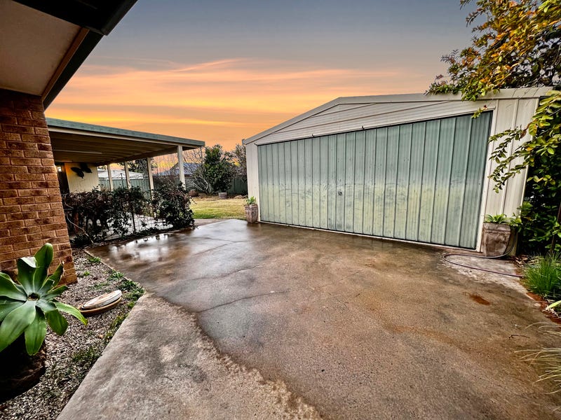 37 Beasley Street, Chinchilla, QLD 4413 - realestate.com.au