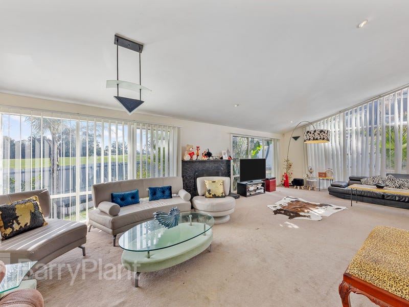 32 Milne Court, Delahey, Vic 3037 - Property Details
