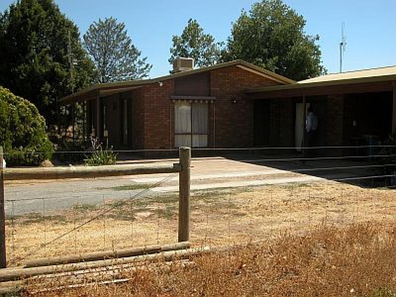 33 Morrissey Street, Merrigum, VIC 3618 - realestate.com.au