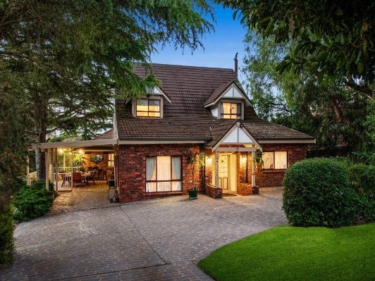 15-17 Eyre Street, Westmeadows, VIC 3049 - realestate.com.au