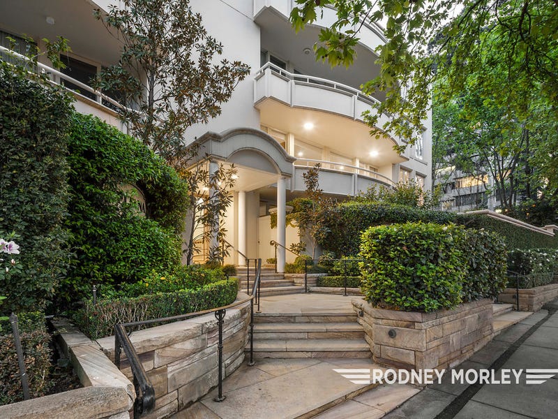 3/550 Toorak Road, Toorak, Vic 3142 - Property Details