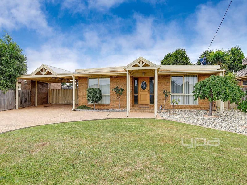 3 Goodrich Court, Craigieburn, VIC 3064 - realestate.com.au