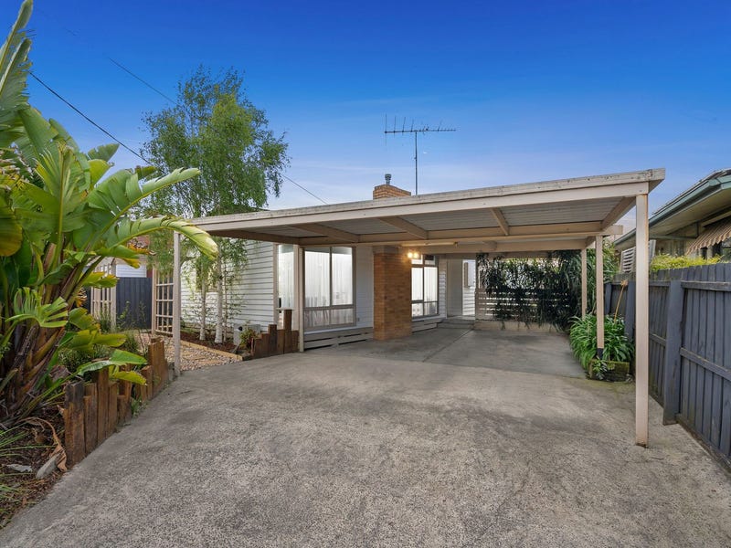 38 Nagle Drive, Belmont, Vic 3216 - Property Details