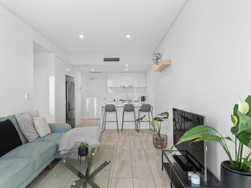 809/10 Stratton Street, Newstead, Qld 4006 - Property Details