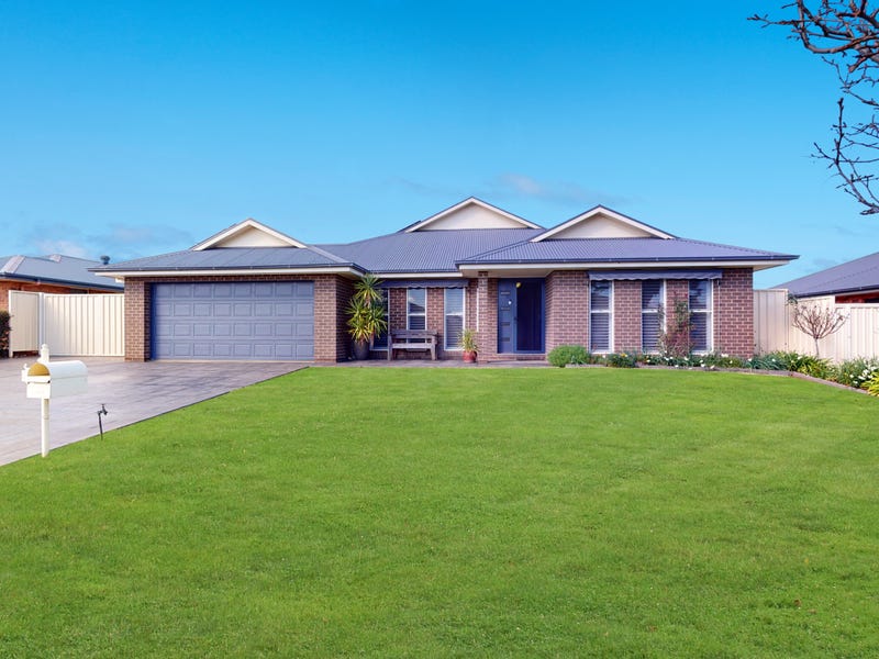 11 Durum Circuit, Dubbo, NSW 2830 - Property Details