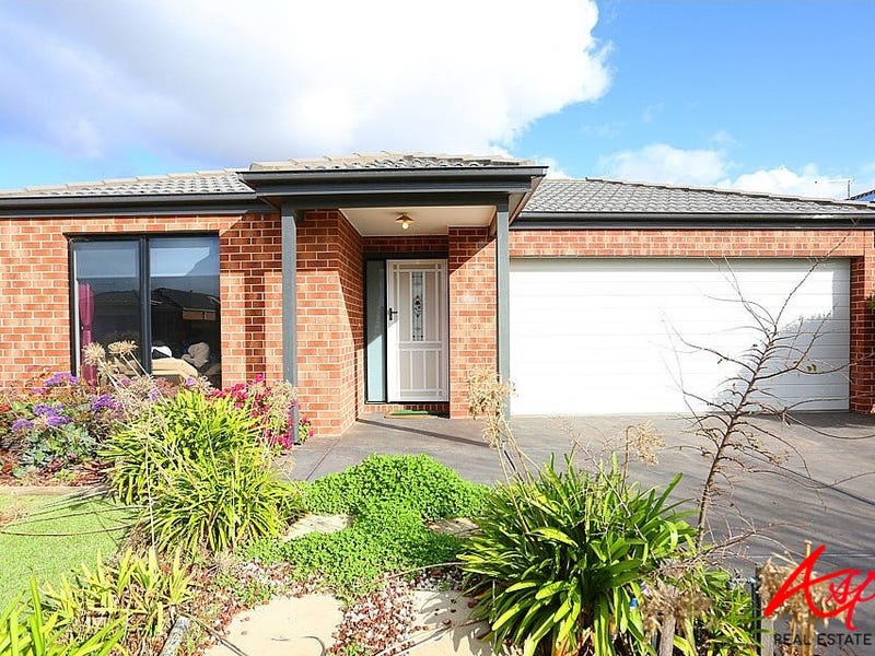 15 Firecrest Road, Manor Lakes, VIC 3024 - realestate.com.au
