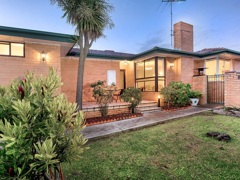 24 Thompson Street, Avondale Heights, VIC 3034 - realestate.com.au