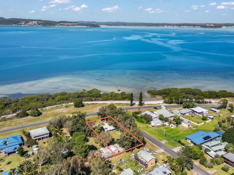 9 Curlew Avenue, Pindimar, NSW 2324 - Property Details