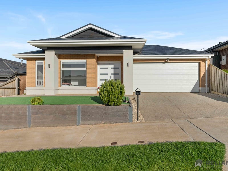 15 Hollyhoke Drive, Maddingley, Vic 3340 - Property Details