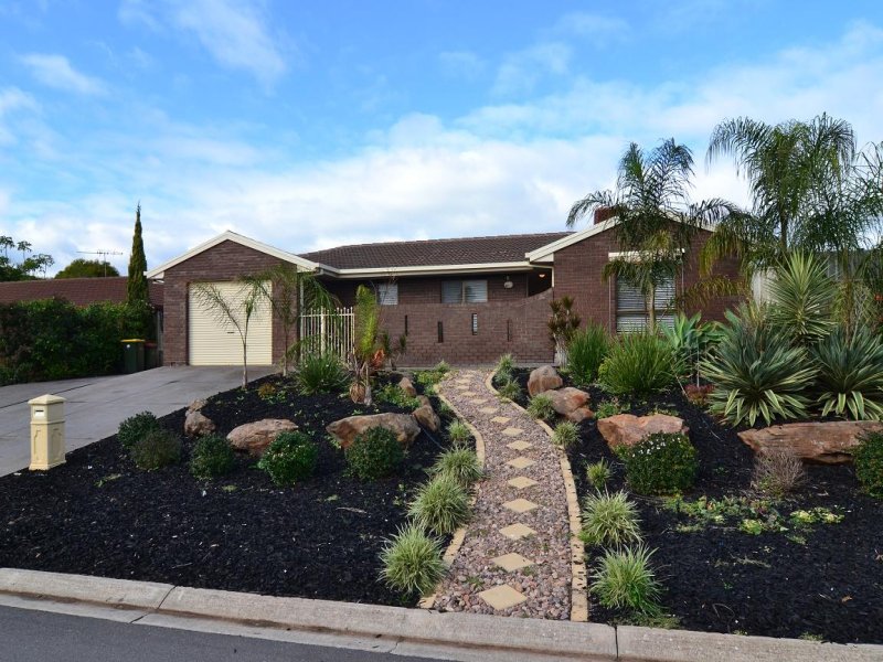 9 Megunya Cres, Craigmore, SA 5114 - realestate.com.au