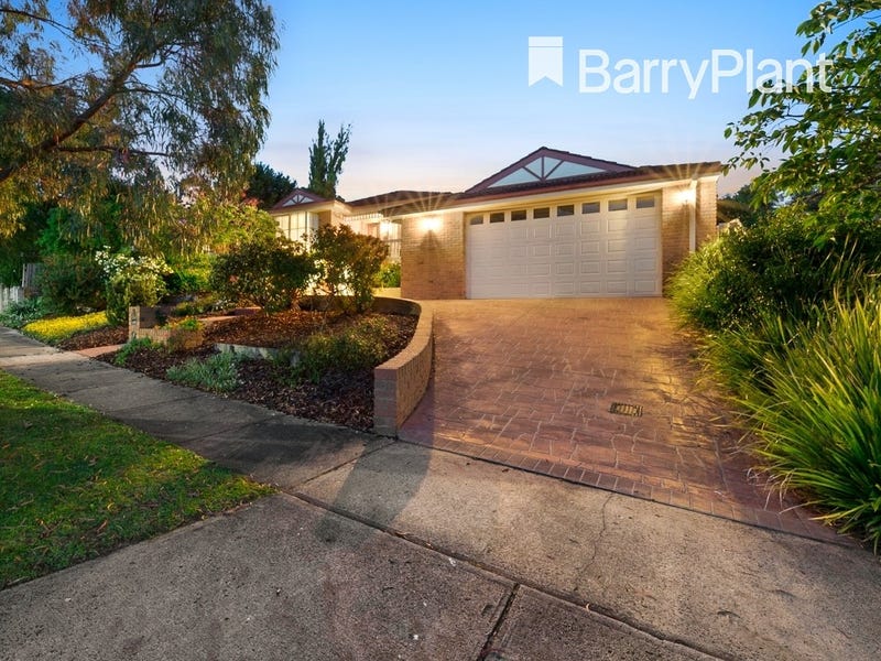 8 Nathan Court, Pakenham, Vic 3810 - Property Details