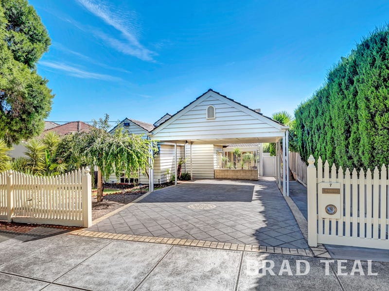 7 Glenview Road, Strathmore, VIC 3041 - realestate.com.au