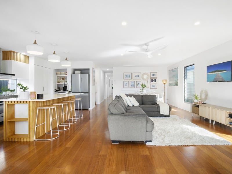 93 Chainey Avenue, Miami, QLD 4220 - realestate.com.au