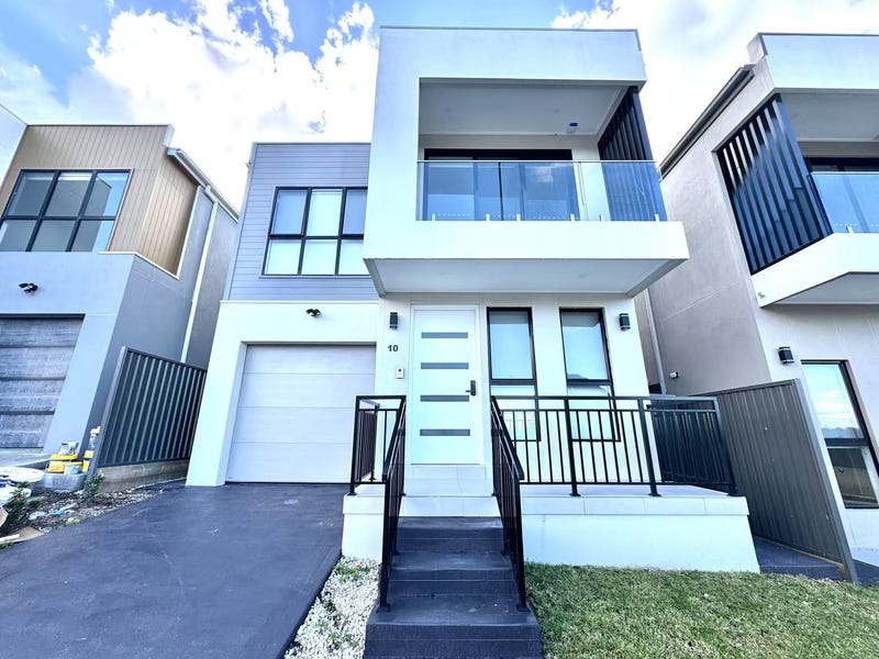 10 Windeyer Street, Rouse Hill, NSW 2155 - realestate.com.au