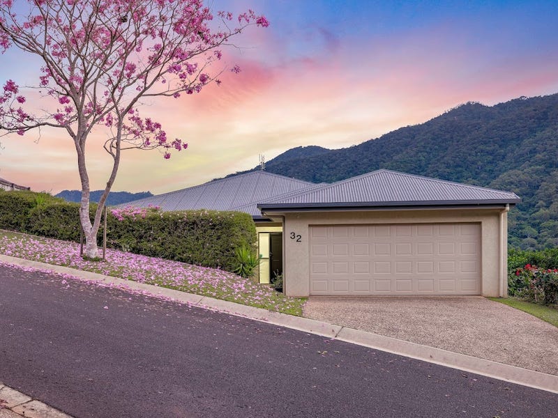 32 Willoughby Close, Redlynch, Qld 4870 - Property Details