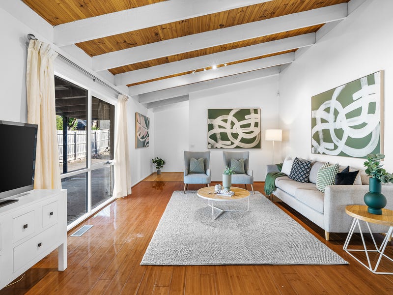 10 Lakeview Avenue, Rowville, Vic 3178 - Property Details